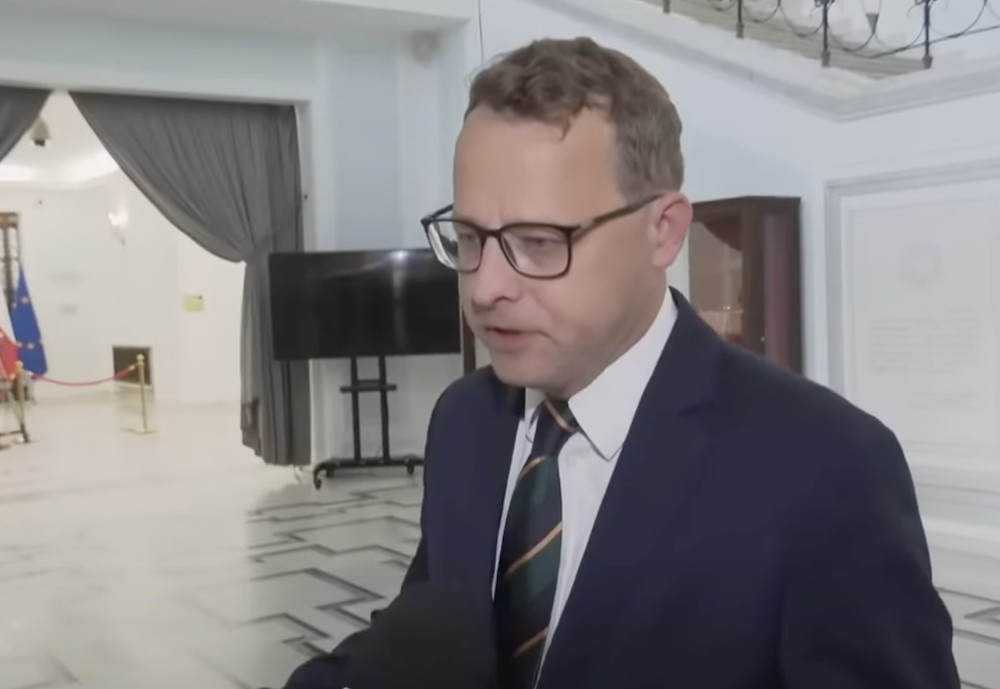 Miał być w prokuraturze, wyjechał sobie za granicę. Wiadomo, gdzie ...