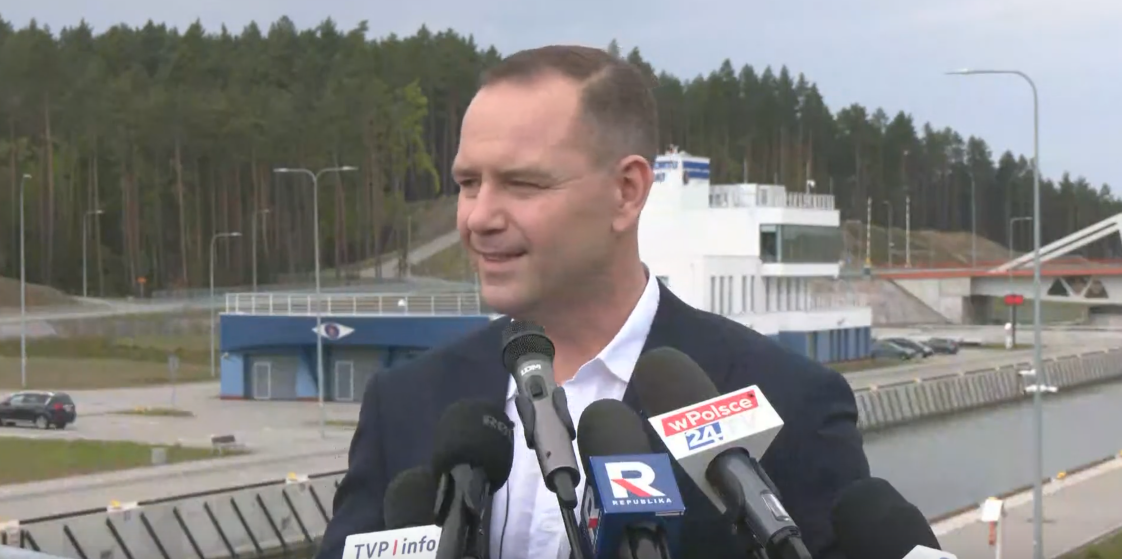 Dziennikarka zadała Nawrockiemu niewygodne pytanie. Od razu została ...